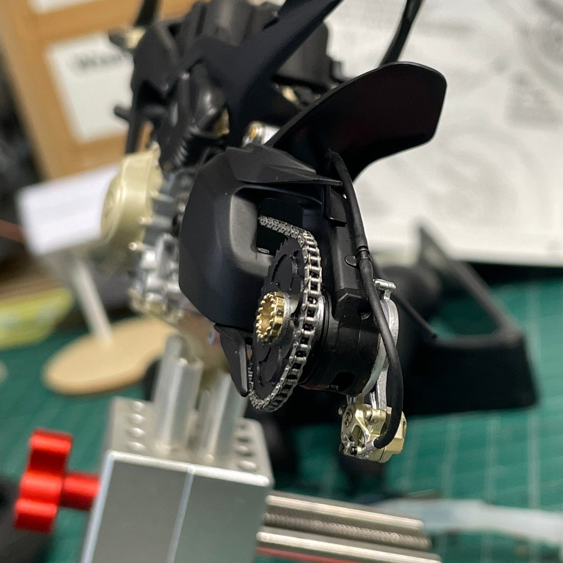 Tamiya 1/12 Ducati Superleggera V4 Detail-up Chain and Sprockets set ...